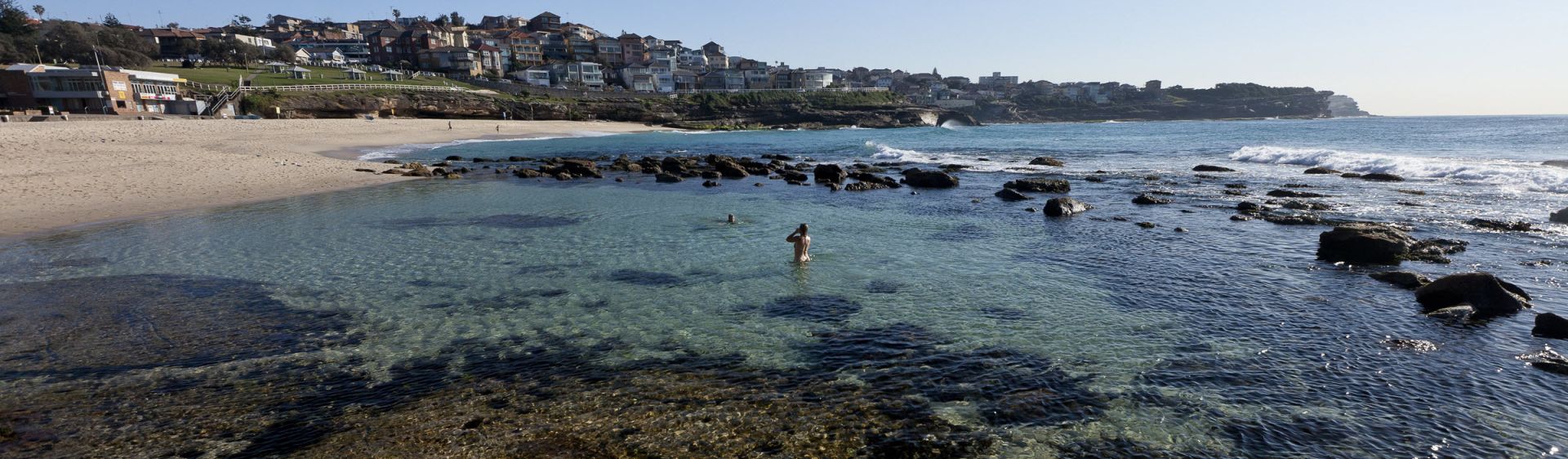 Bronte Beach & Clovelly - Plan a Holiday - Beach, Hotels, Maps & Pool